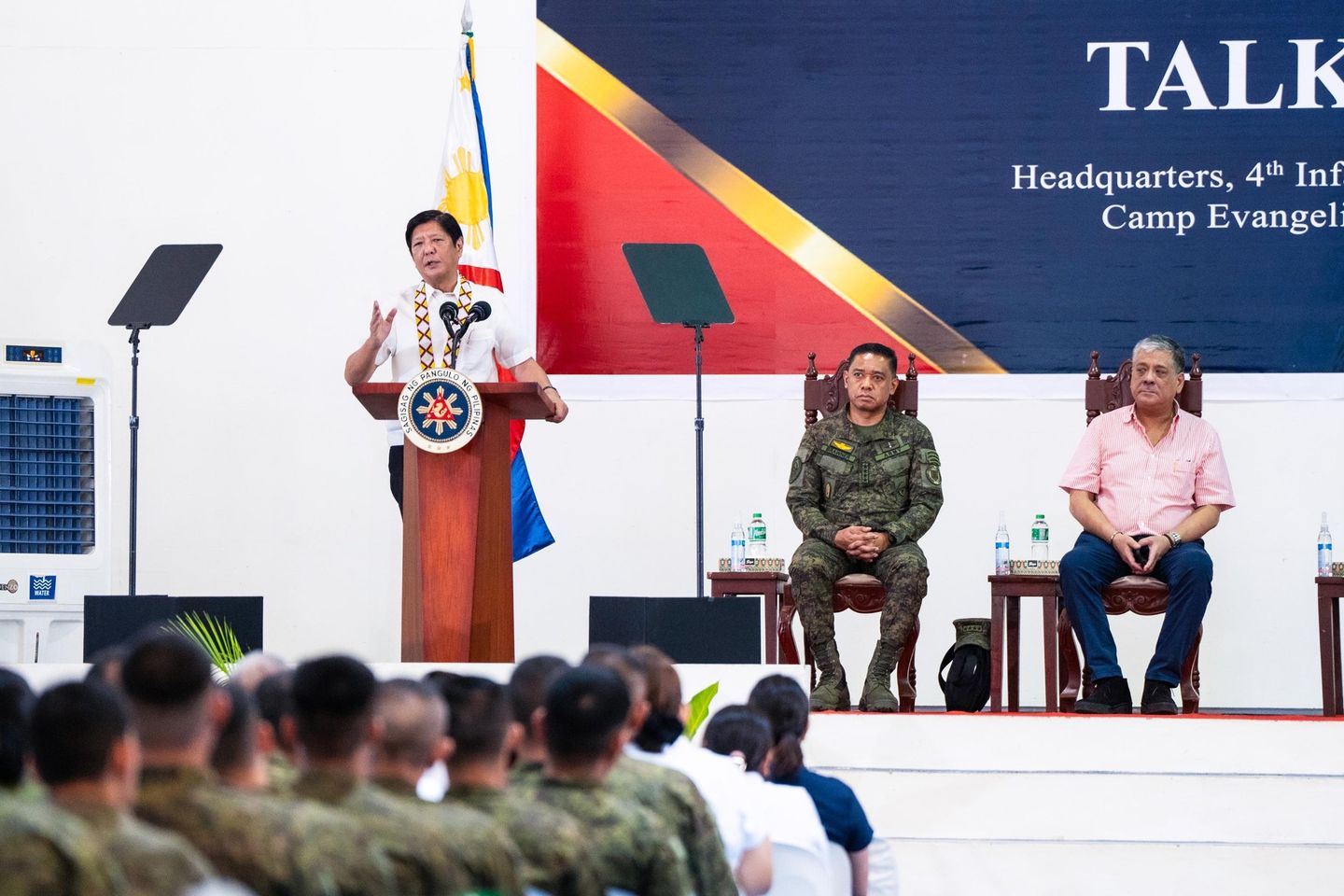 PBBM nanawagan para sa pagsasanay ng mga sundalo para matugunan ang ... PBBM nanawagan para sa pagsasanay ng mga sundalo para matugunan ang ...